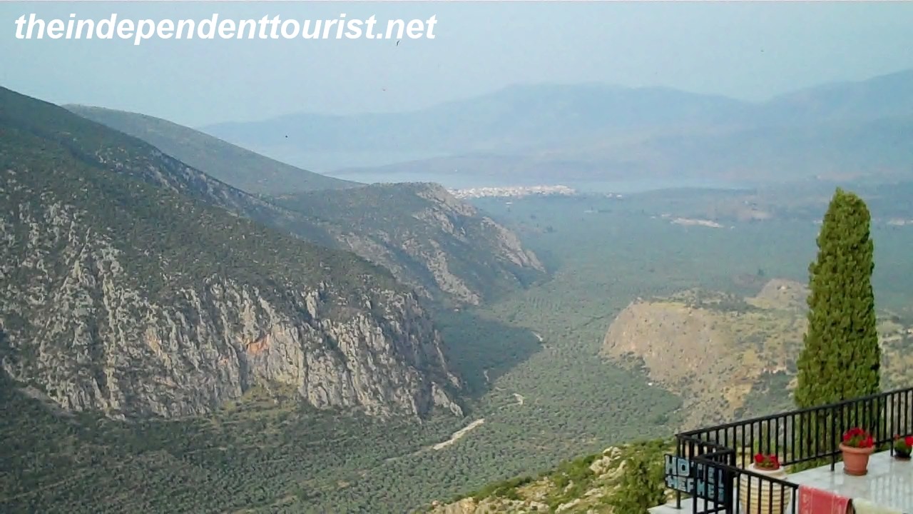 Delphi Valley | The Independent Tourist